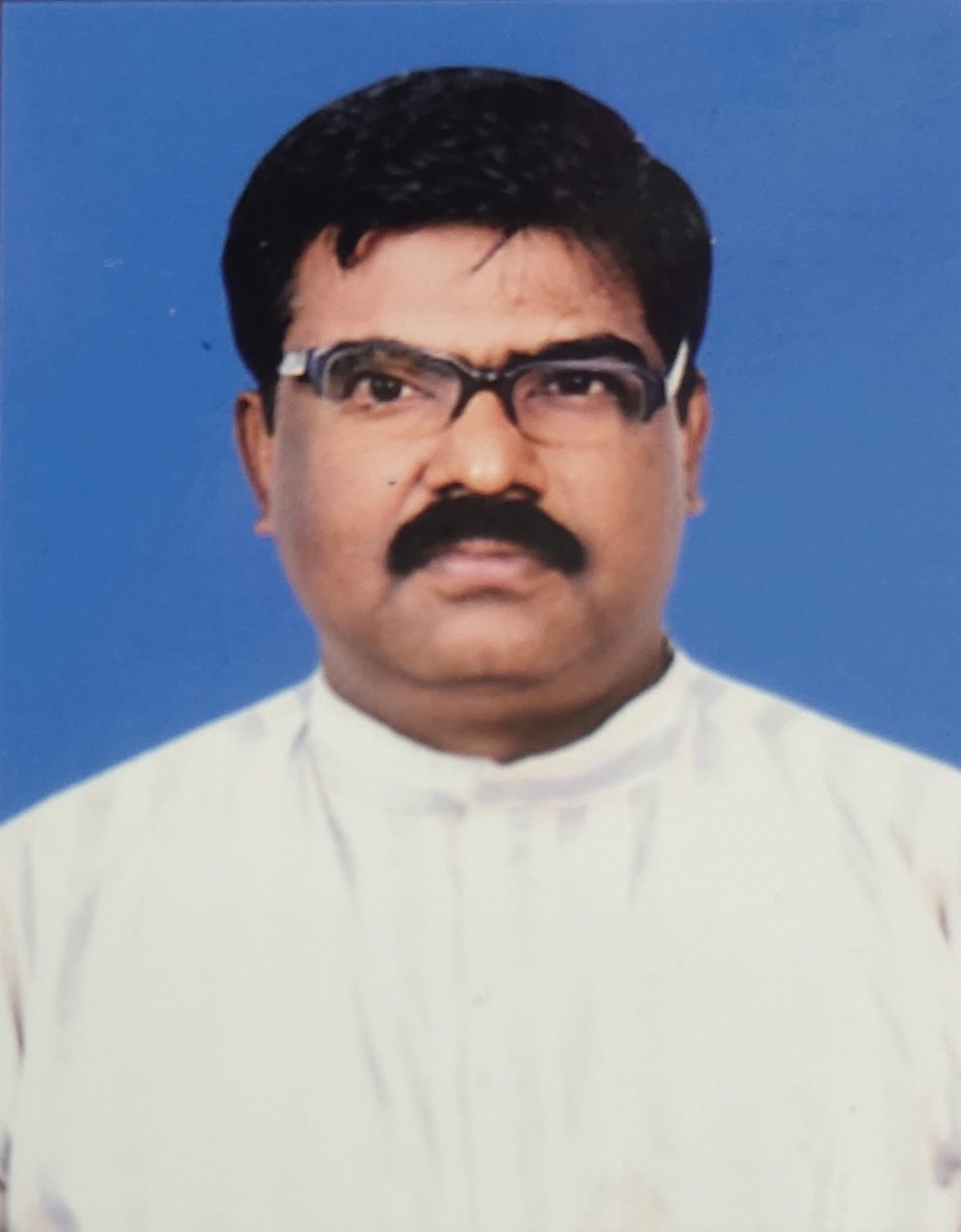 Dr. E. Manikandan – Pondicherry University