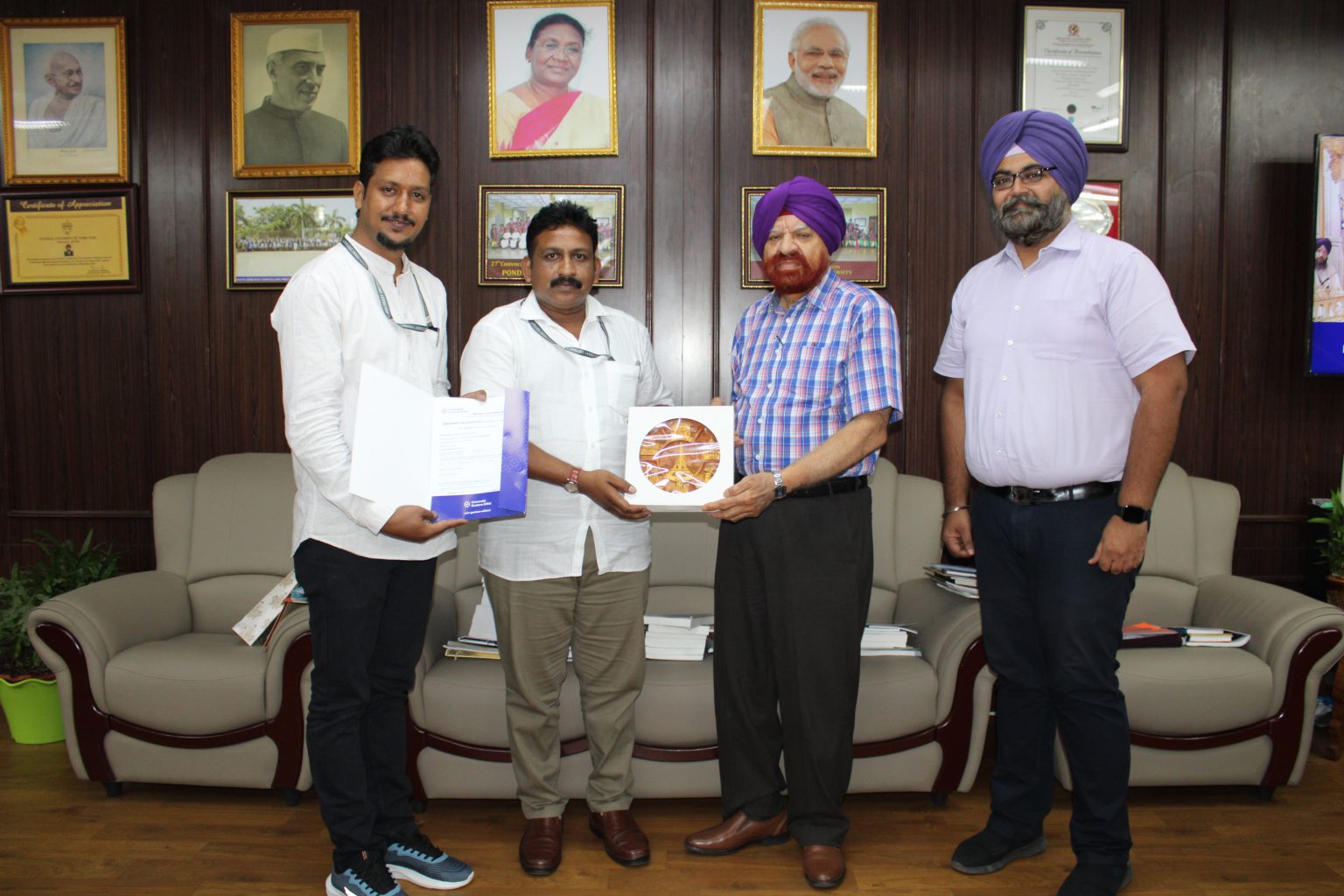 Prof. Gurmeet Singh, Vice-Chancellor appreciated Shri Ajay Babu, Deputy ... Prof. Gurmeet Singh, Vice-Chancellor appreciated Shri Ajay Babu, Deputy ...