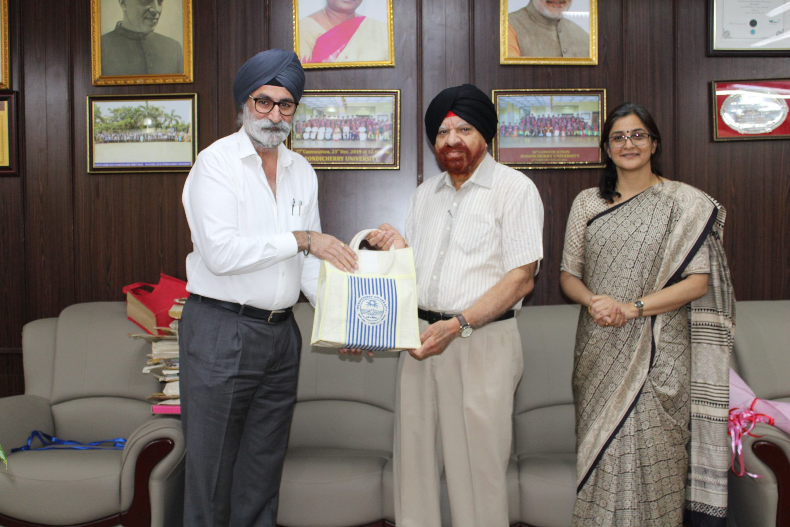Mr. Manjit Singh Nayar, General Secretary & Correspondent, Guru Nanak College (Autonomous ...