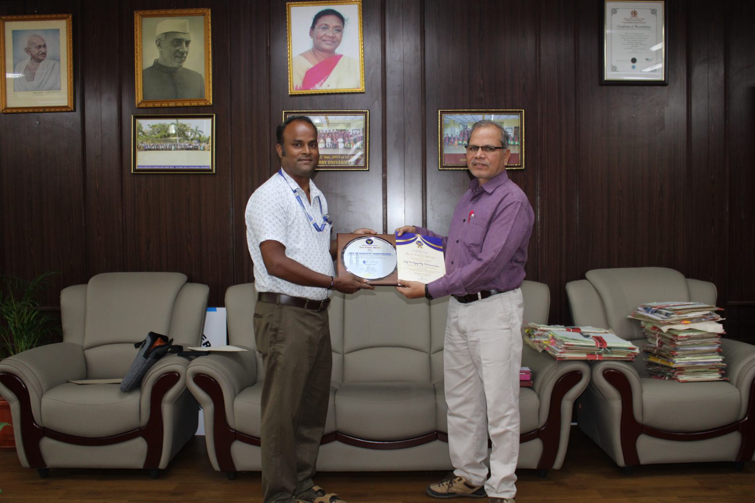 Vice-Chancellor (i/c) Prof. K.Tharanikkarasu felicitated Prof. Dr ...